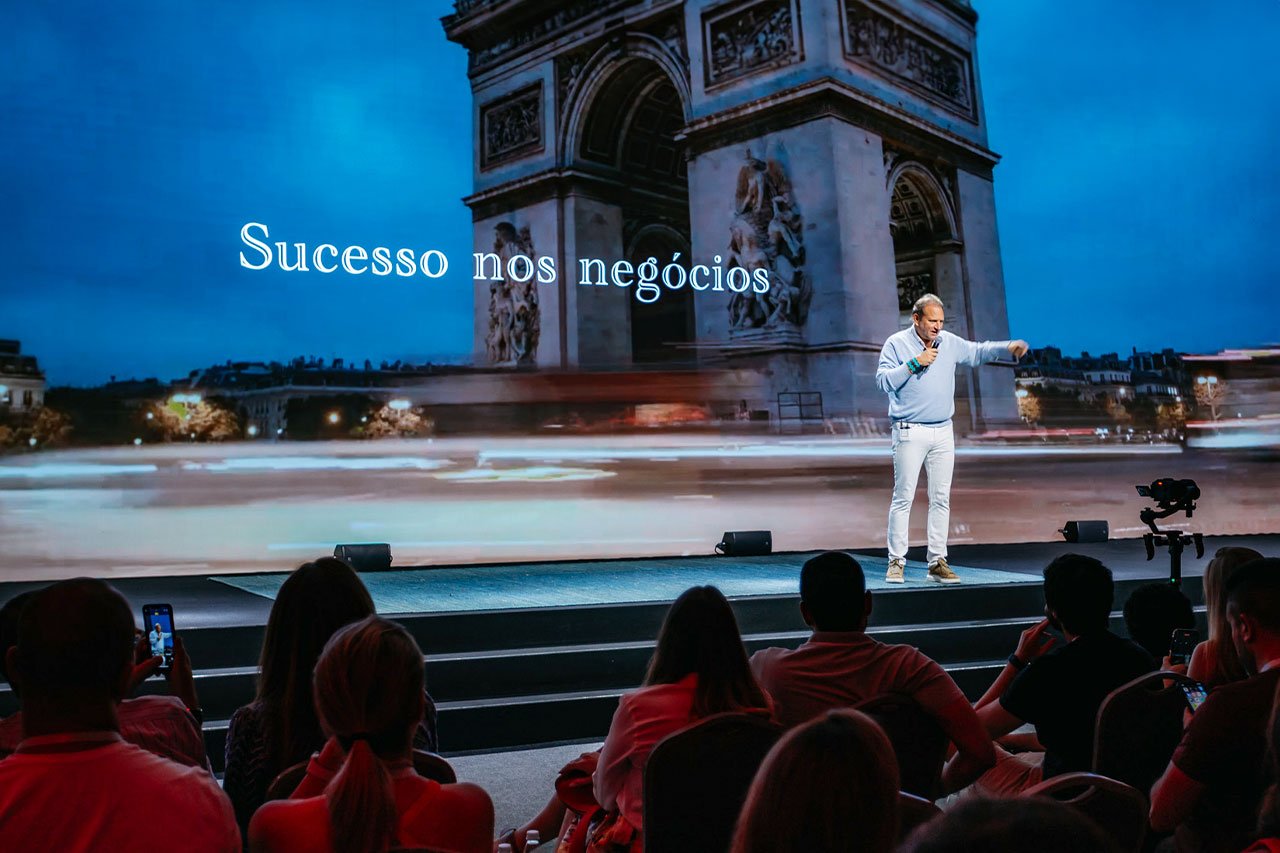 Alex Allard, o megaempresário francês que quer transformar o Brasil ...